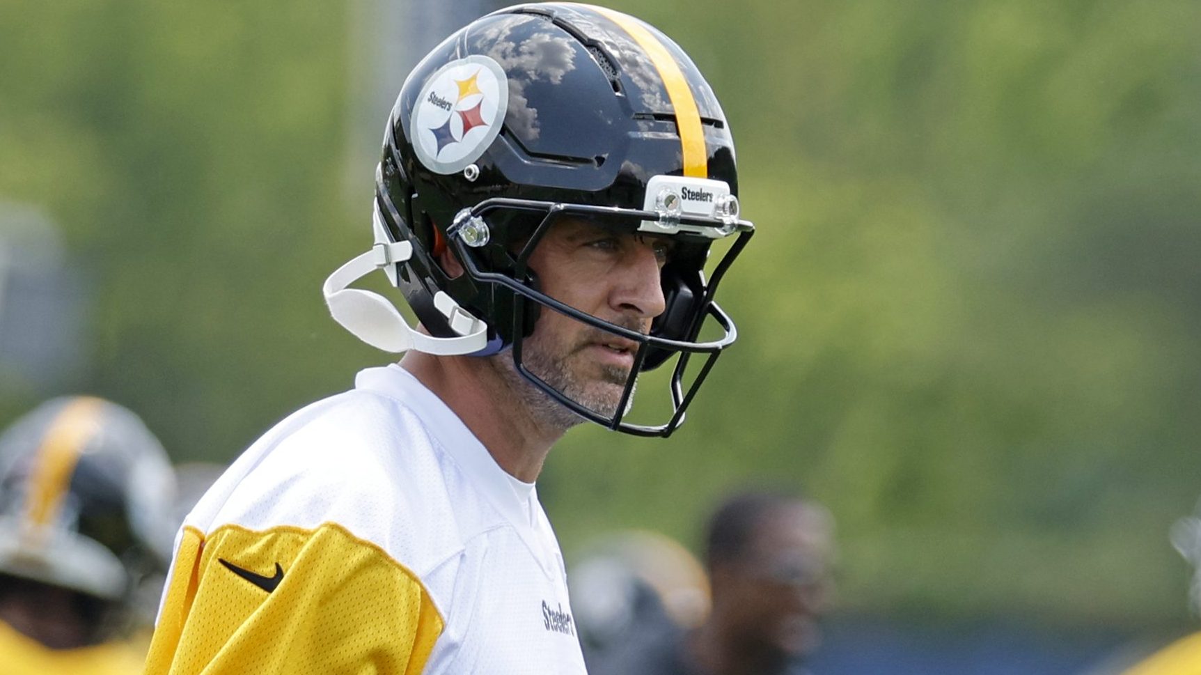 Aaron Rodgers Shares Honest Admission Amid Early Steelers Struggles