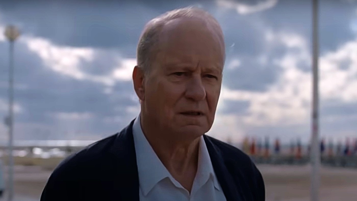 Stellan Skarsgård backar James Cameron: "Inga Oscars för Netflix"