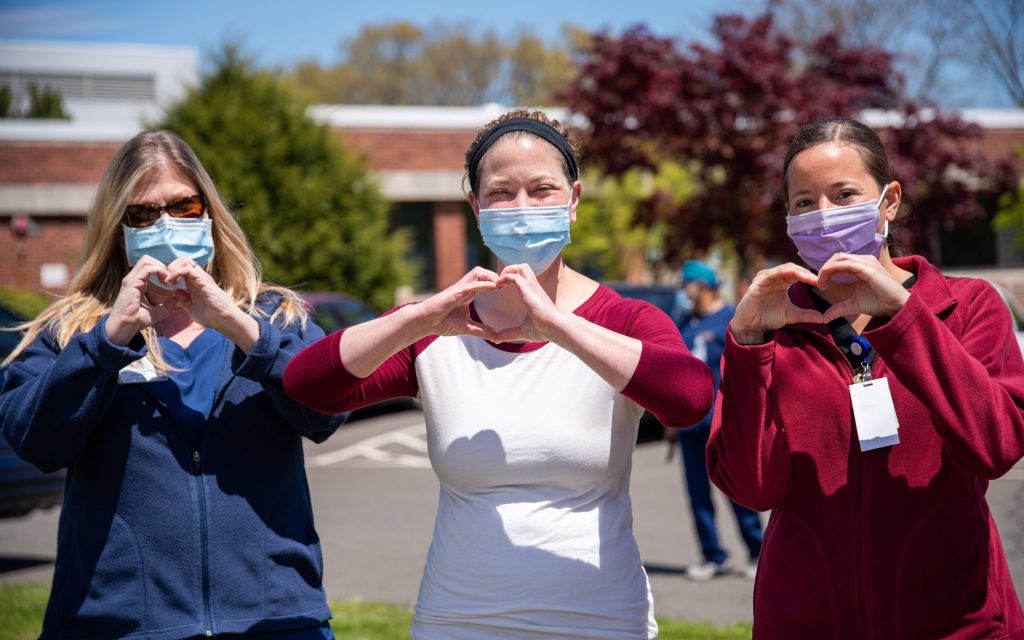 RivCo nurses at Kaiser Permanente begin picketing