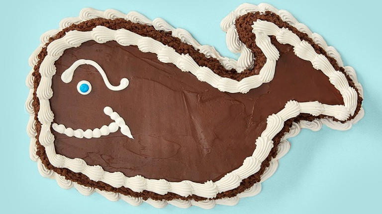 What Makes Carvel's Ice Cream Cakes Stand Out From The Rest?