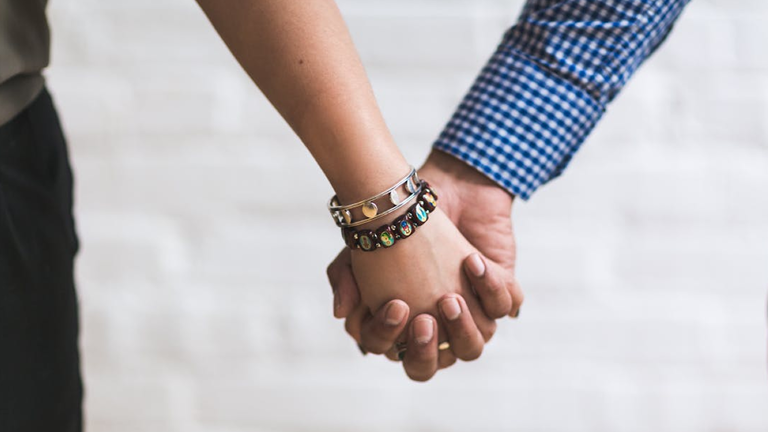 Netflix Show Under Fire For Matchmaking Format With Large Age Differences