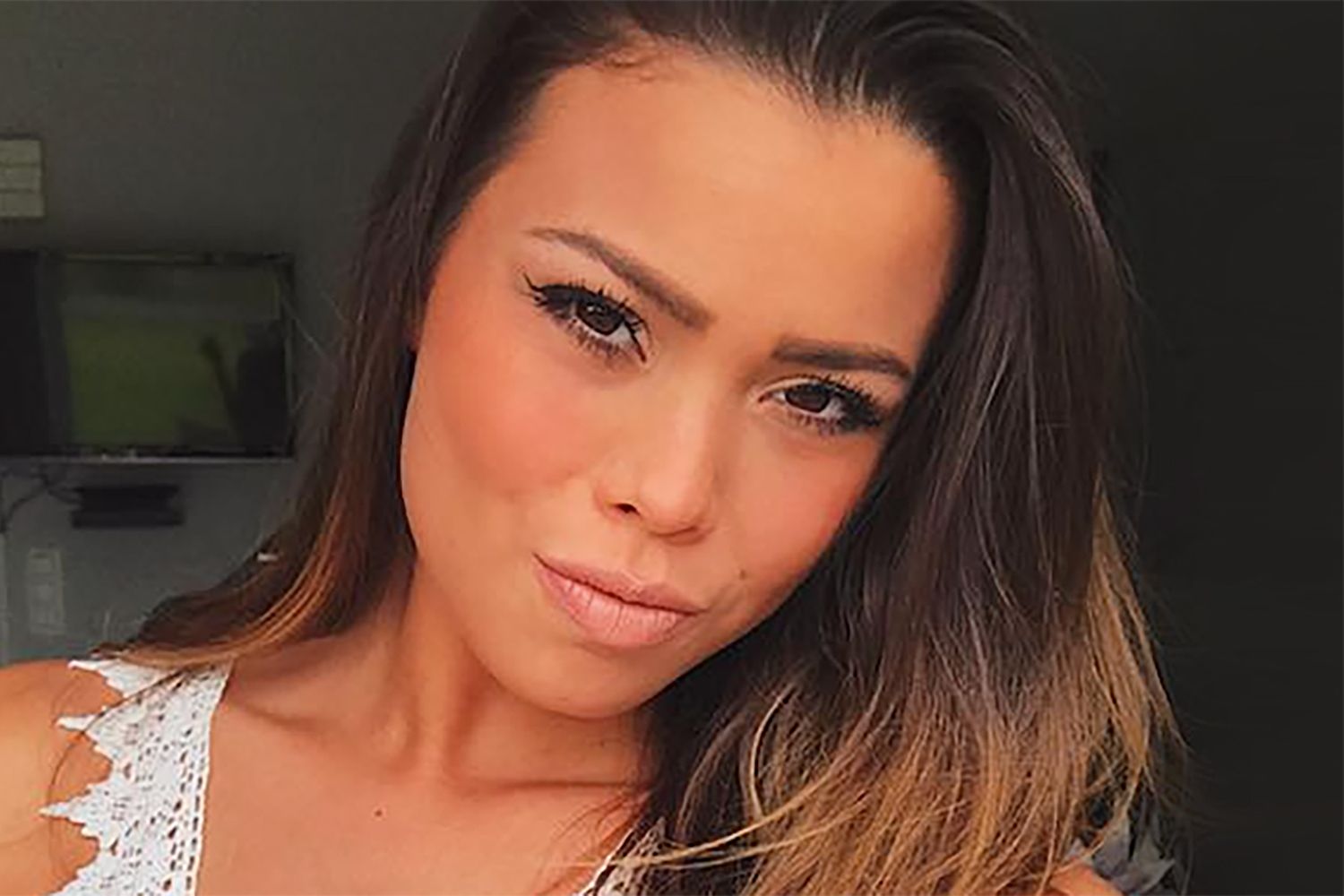 Model Plunged to Her Death After Threesome with Bitcoin Mogul and Wife ...