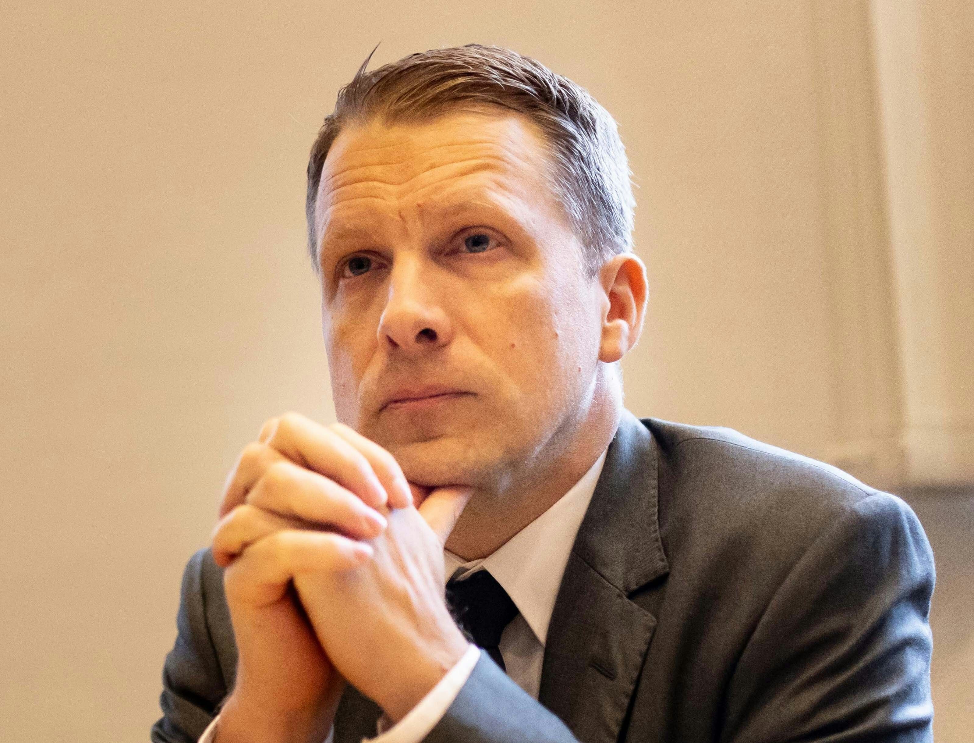 Wegen Video der Pocher-Ohrfeige: Fat Comedy muss in den Knast