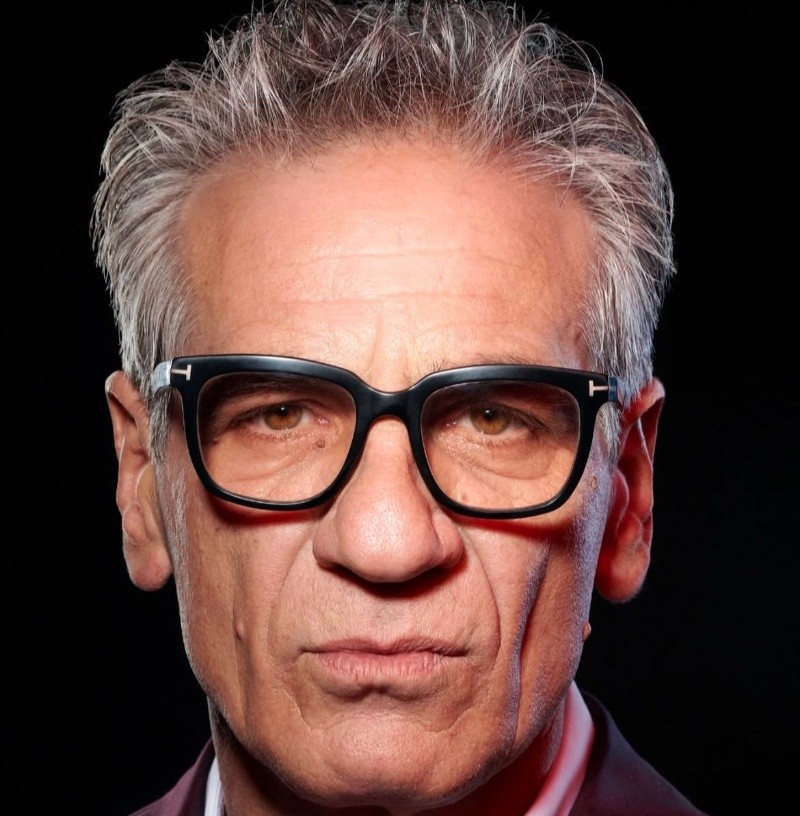 Fallece Alon Aboutboul, actor de 'Batman', tras colapsar en una playa ...