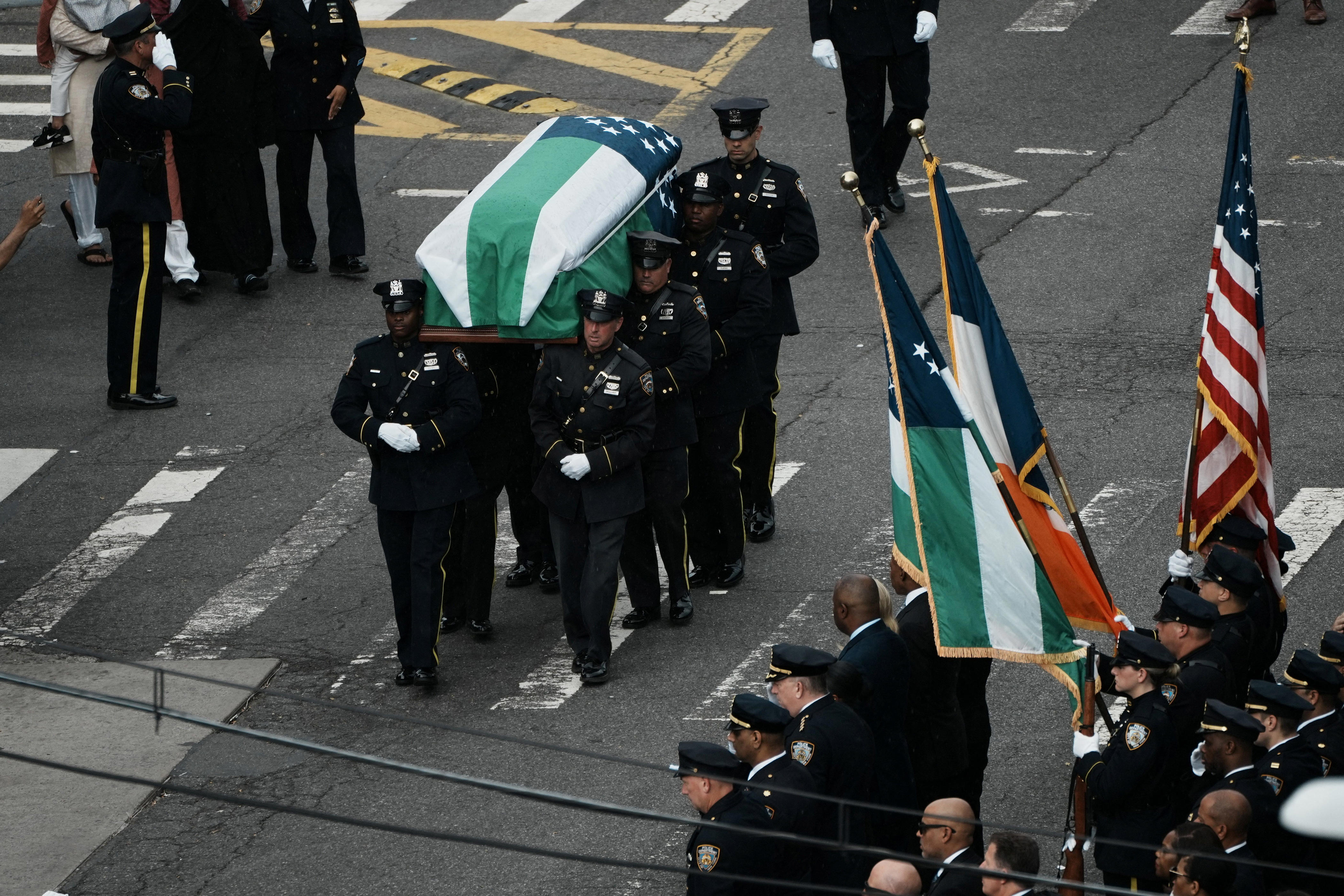Hundreds gather to mourn Didarul Islam, NYPD officer killed in mass ...