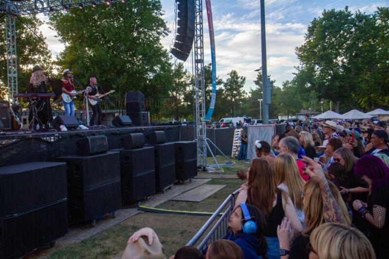 Photos: Twisted Gypsy a Fleetwood Mac Tribute