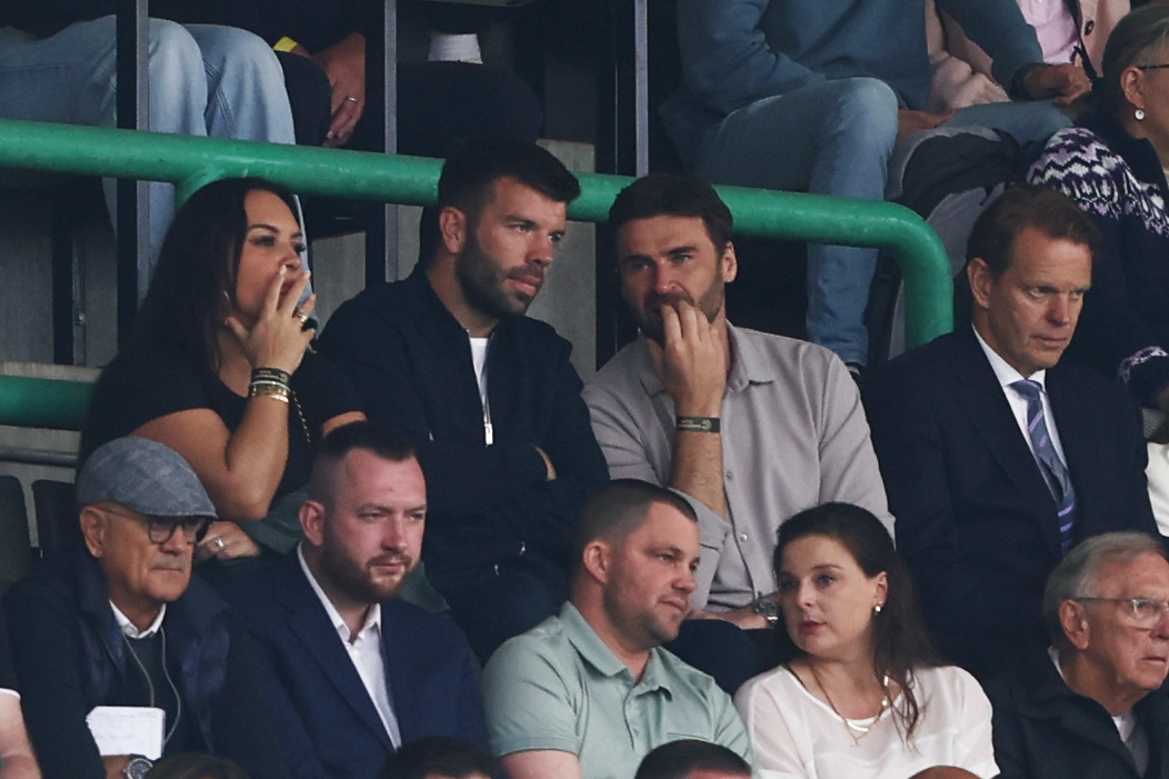 Hibs transfer news: Scotland defender at Easter Road as Gray makes move ...