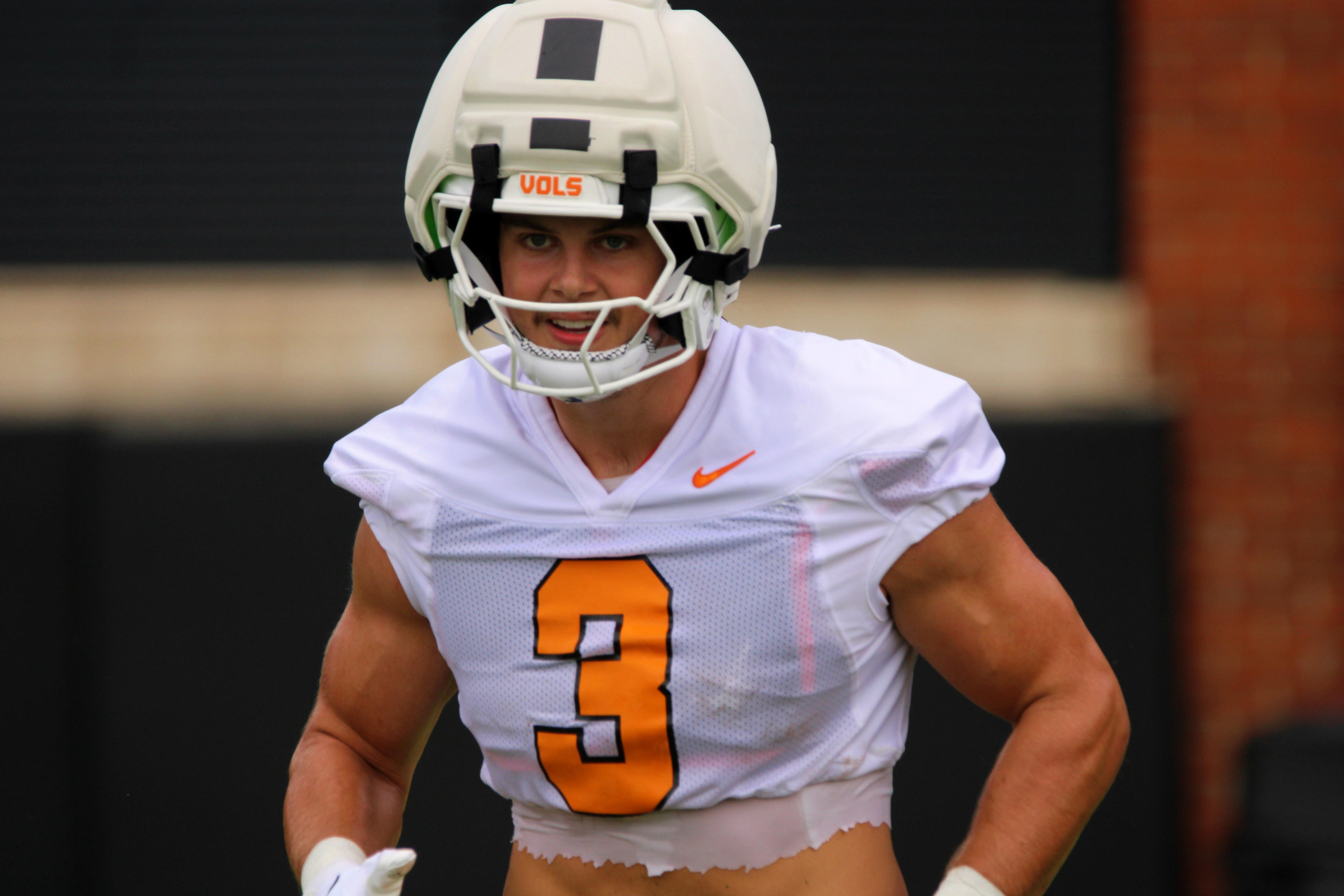 Breaking down Jack Van Dorselaer at Tennessee in fall camp
