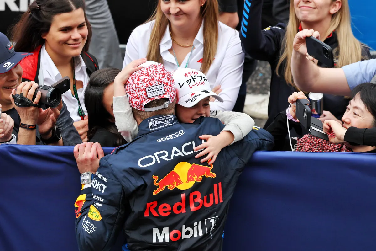 Verstappen and Kelly Piquet celebrate Penelope's birthday on holiday