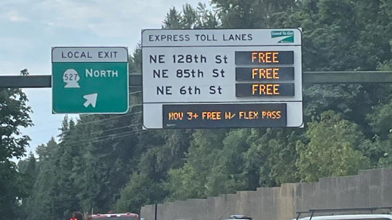 WSDOT investigates glitch as I-405 toll signs show ‘FREE’