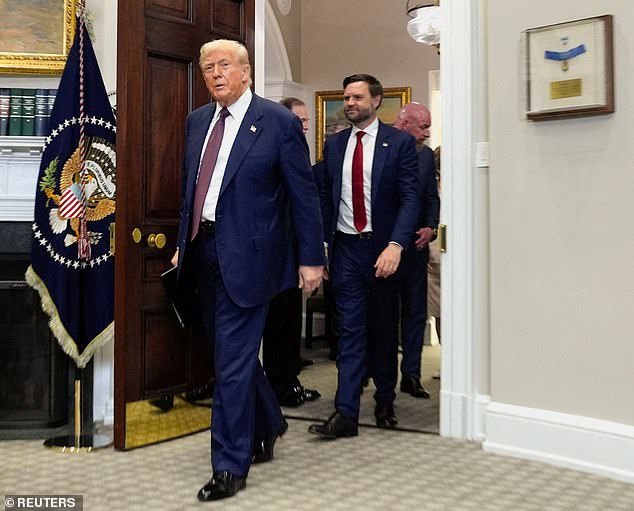 Trump's top advisers head into Gaza to survey humanitarian crisis as ...