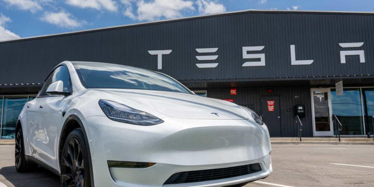 Tesla’s EV sales keep falling, but Wall Street stays focused on robotaxis