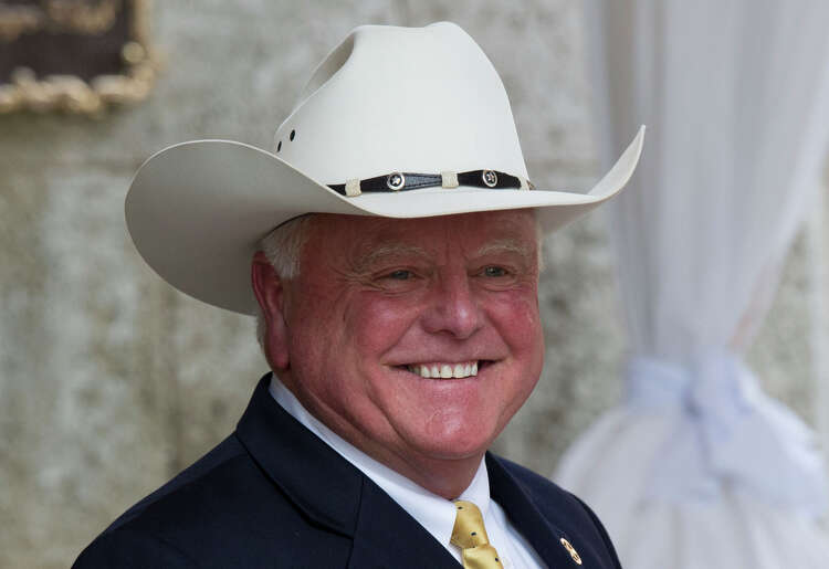 'What in the world is this': Sid Miller confidante talks alleged hemp ...