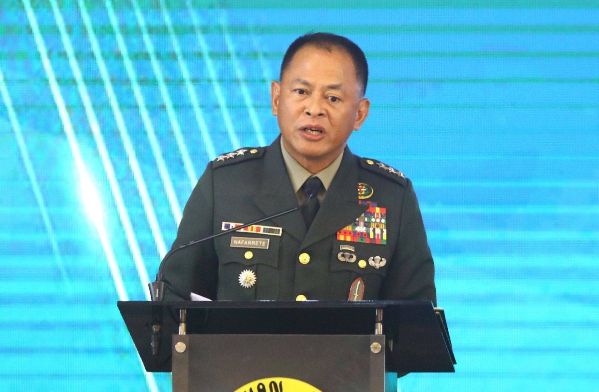 Marcos to Army chief: Show firm leadership