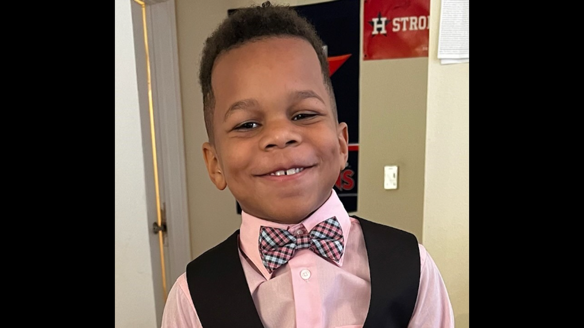 Missing boy, 7, found dead in washing machine, TX officials say. Dad ...