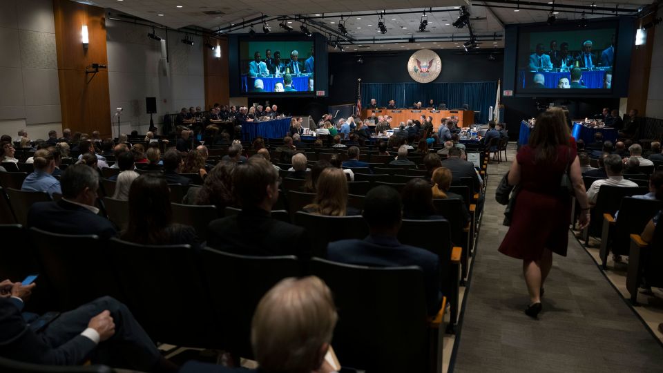 NTSB hearing reveals air traffic controllers should have warned ...