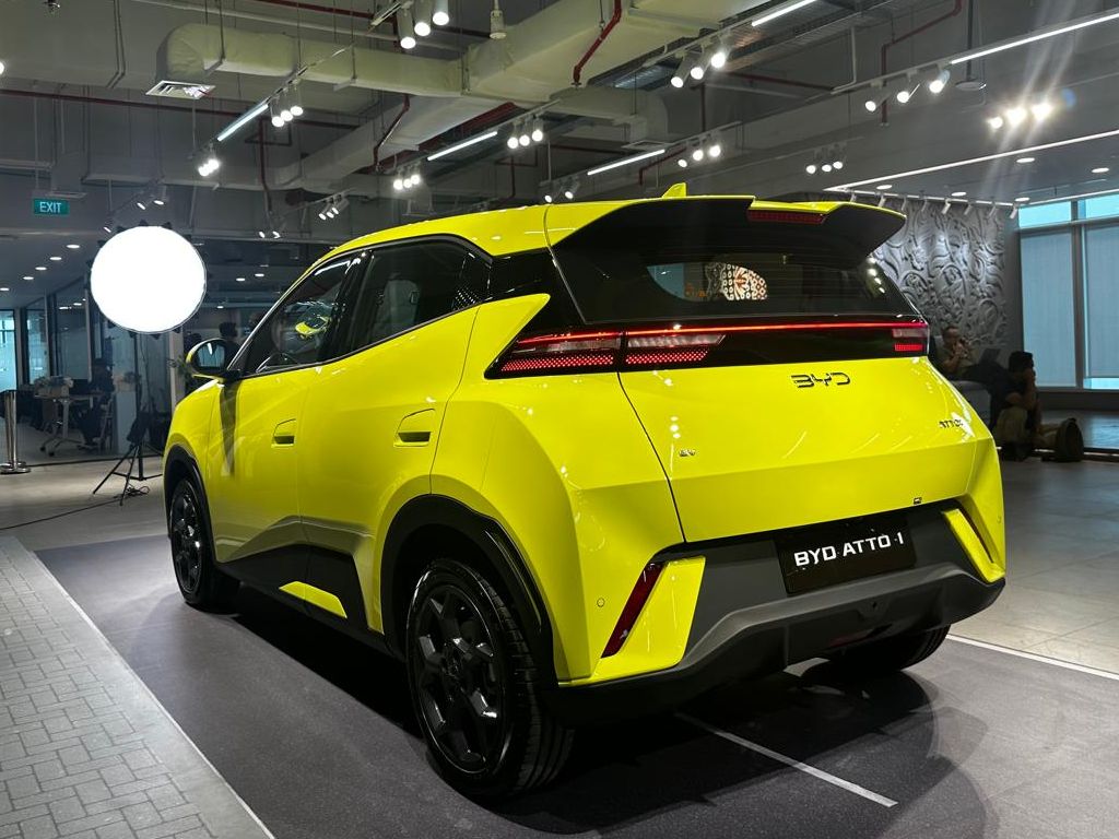 Pilihan Warna Centil BYD Atto 1, Ada yang Kamu Suka?