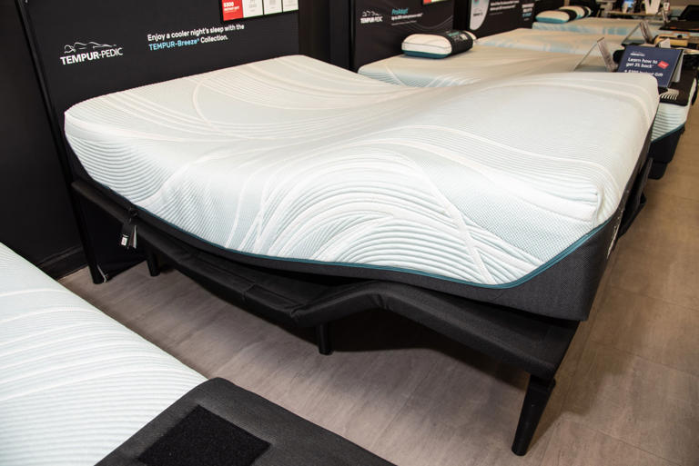 4 best adjustable beds for back pain and better sleep