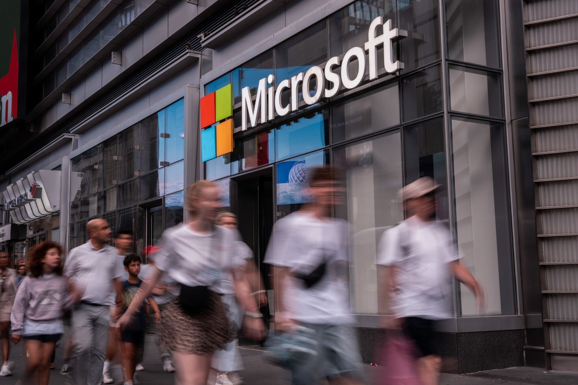 Microsoft alcanza una capitalización bursátil de US$4 billones