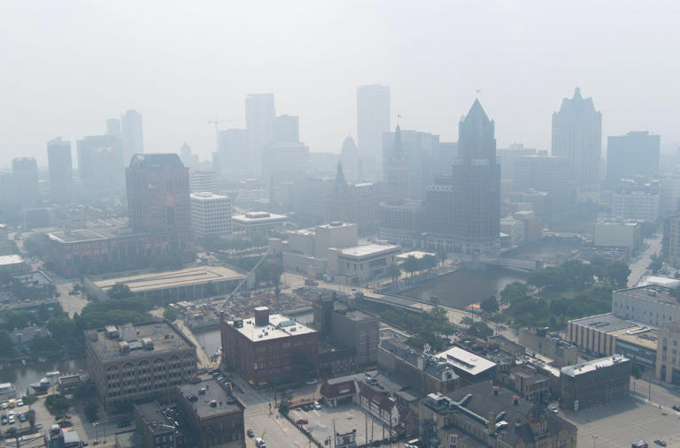 Canada wildfire map: Smoke drifts to Northeast US. When will air clear?