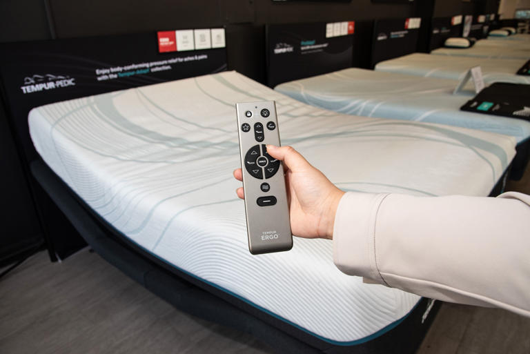 4 best adjustable beds for back pain and better sleep