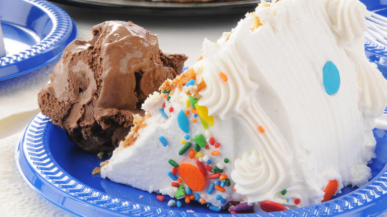 What Makes Carvel's Ice Cream Cakes Stand Out From The Rest?