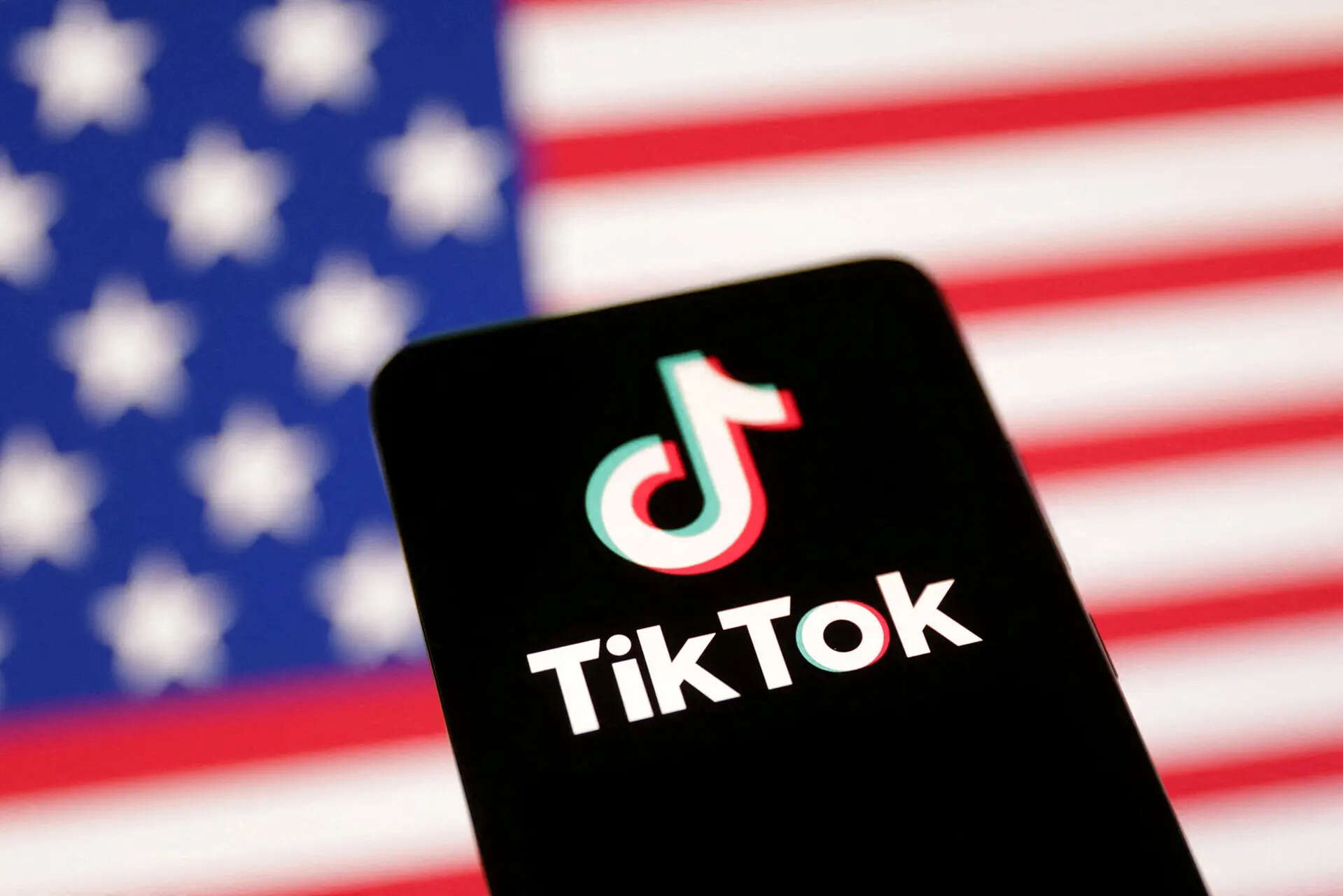 Democratic senator proposes new safeguards to keep TikTok online