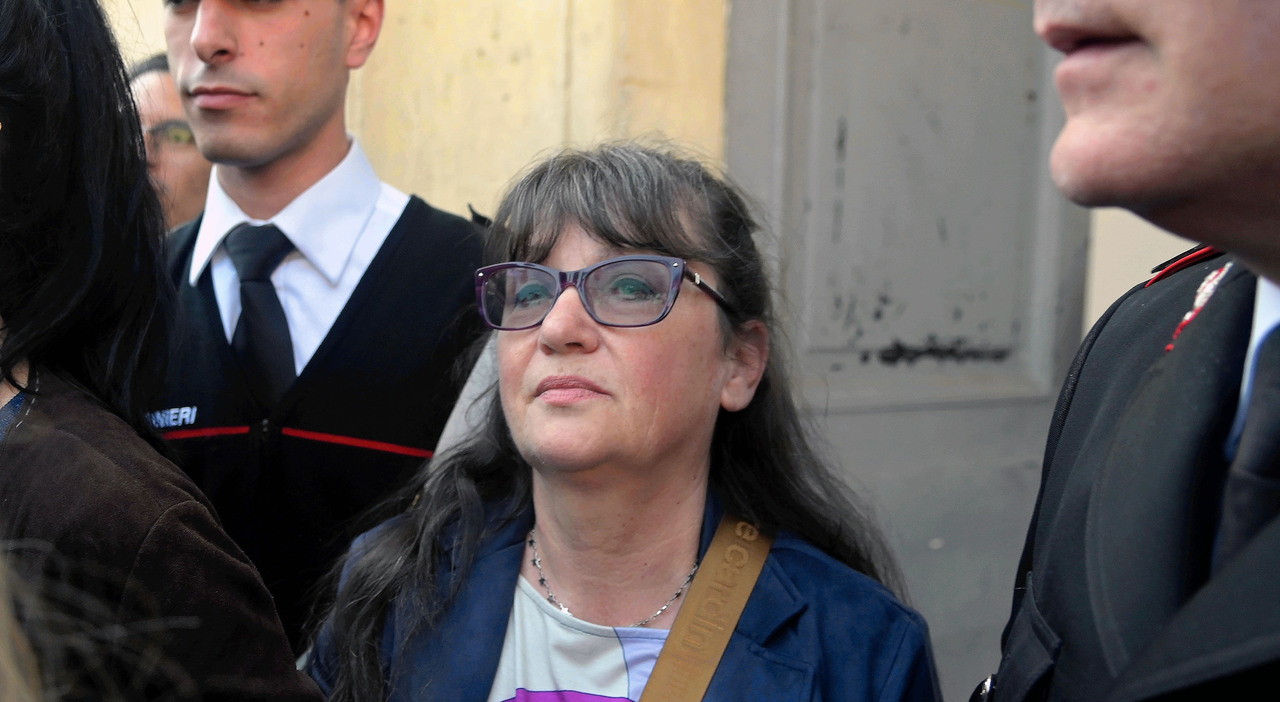 Andrea Sempio, la mamma Daniela Ferrari: «Il pompiere? Mai visto a ...