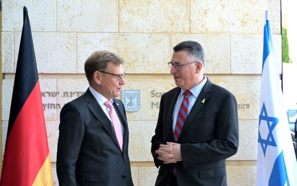 Sa’ar tells German FM Hamas uninterested in deal as world ‘rewards it ...