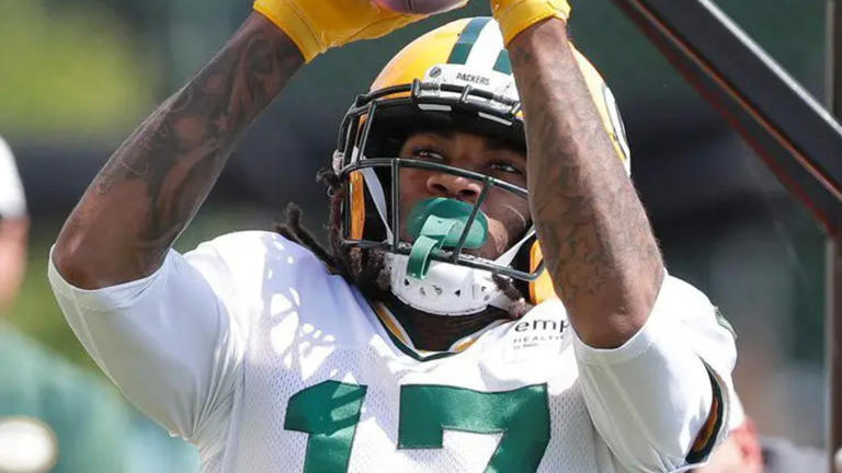 Green Bay Packers Insider Reveals 1 Surprising Wide Receiver Turning ...