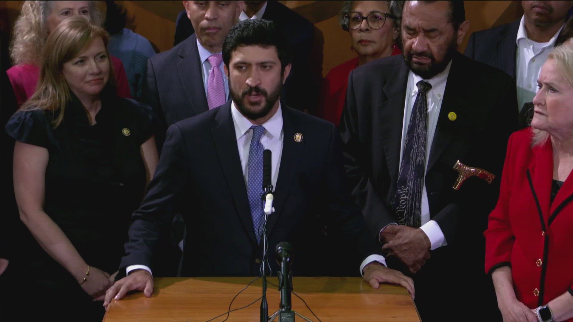 Texas Congressional Democrats fight back against Republican's ...