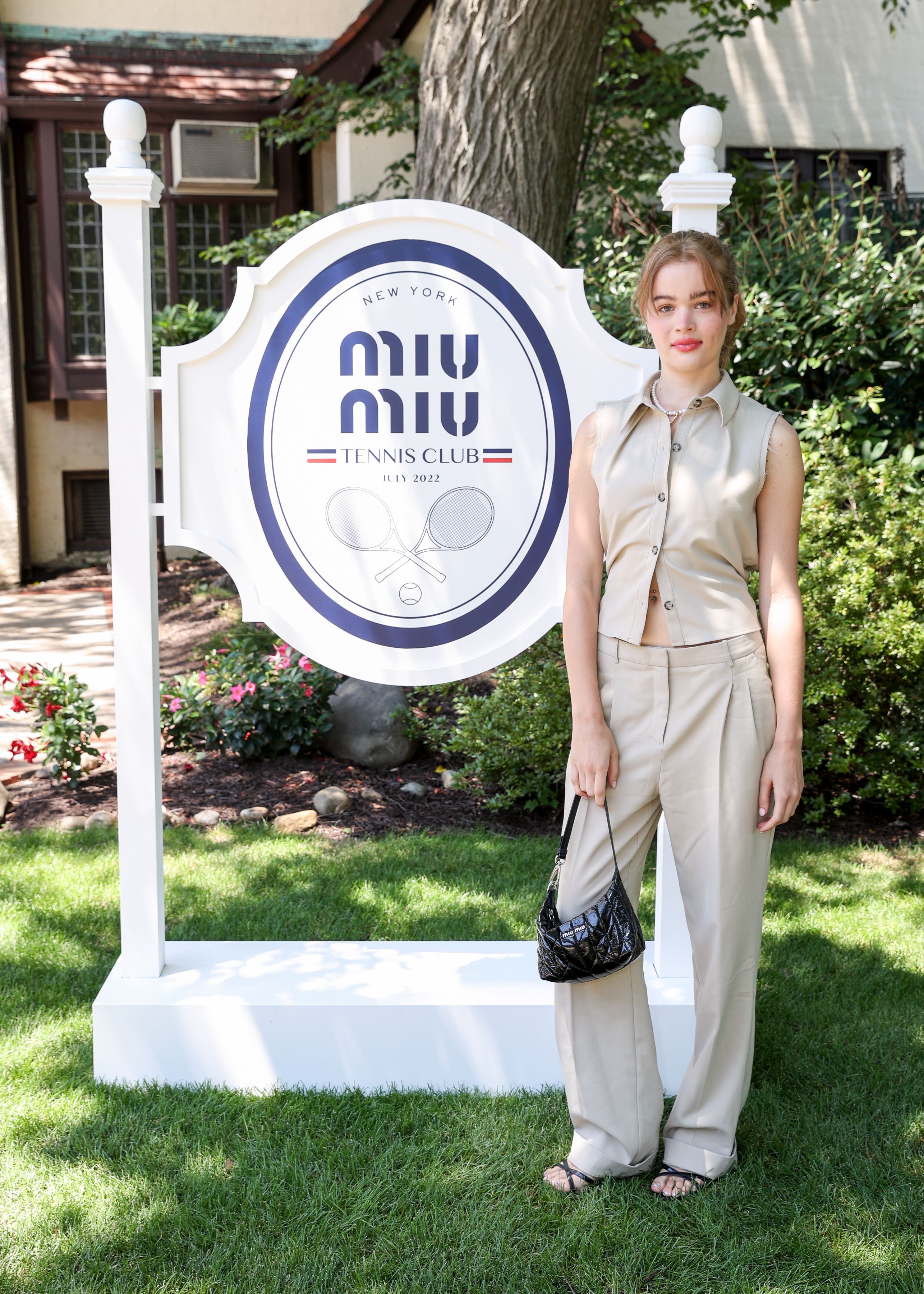 Ex-Maroon 5 bassist Mickey Madden’s wife claims rocker sexted teens ...