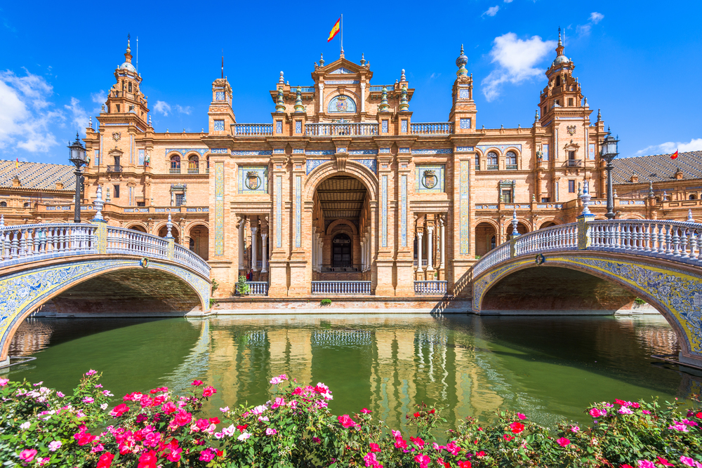 18 Tips to Stretch Your Budget in Spain