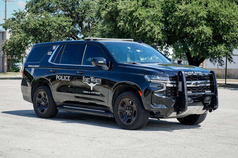 1 person killed, 1 injured in crash near Fort Worth Meacham Airport ...