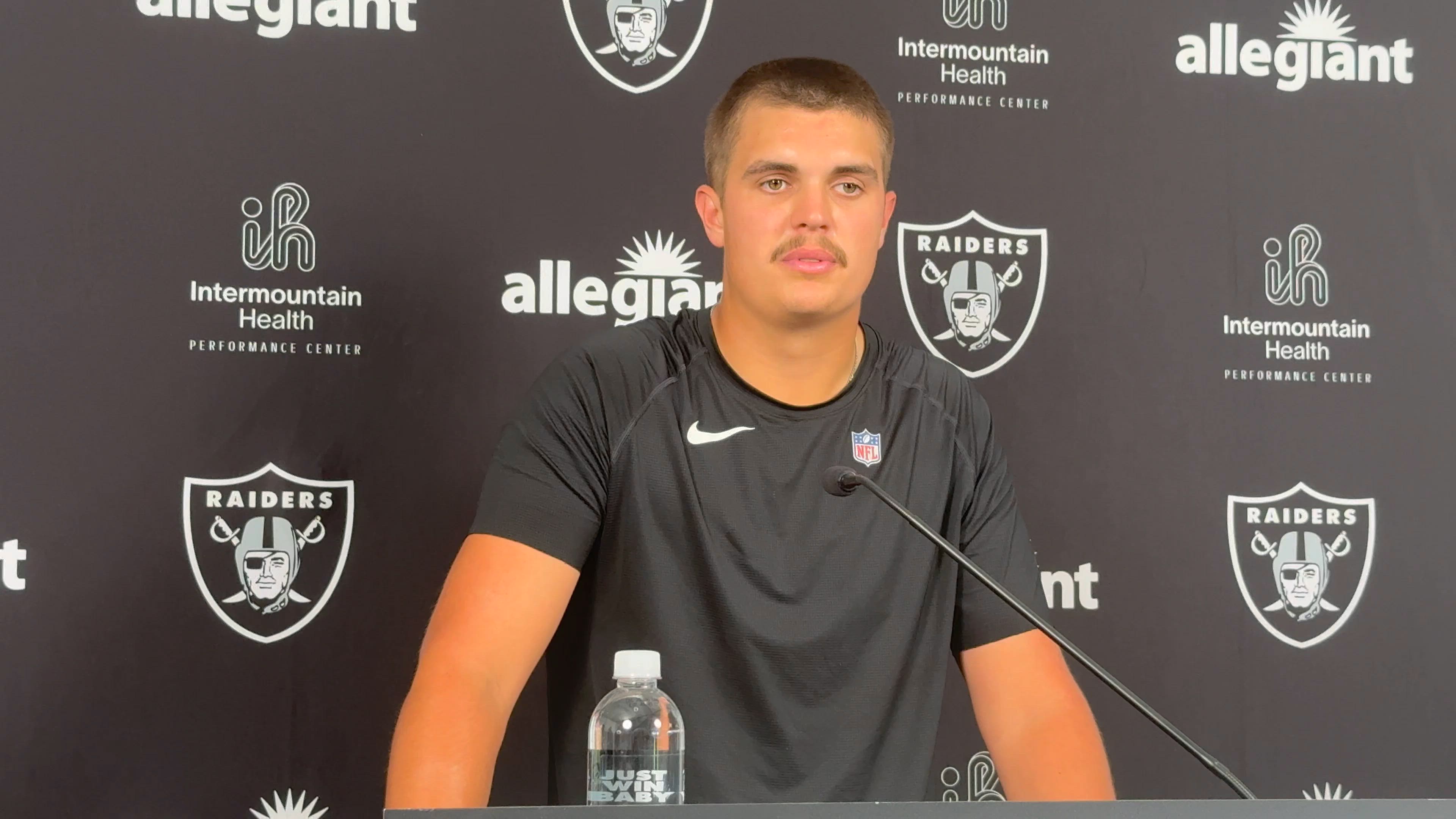 Las Vegas Raiders Aidan O'Connell on Geno Smith