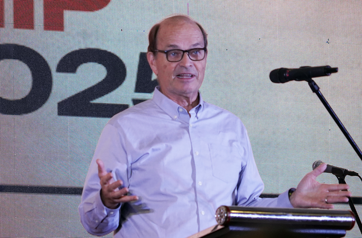 Dr. Paul Borthwick urges Arise Summit participants to live as sent ...