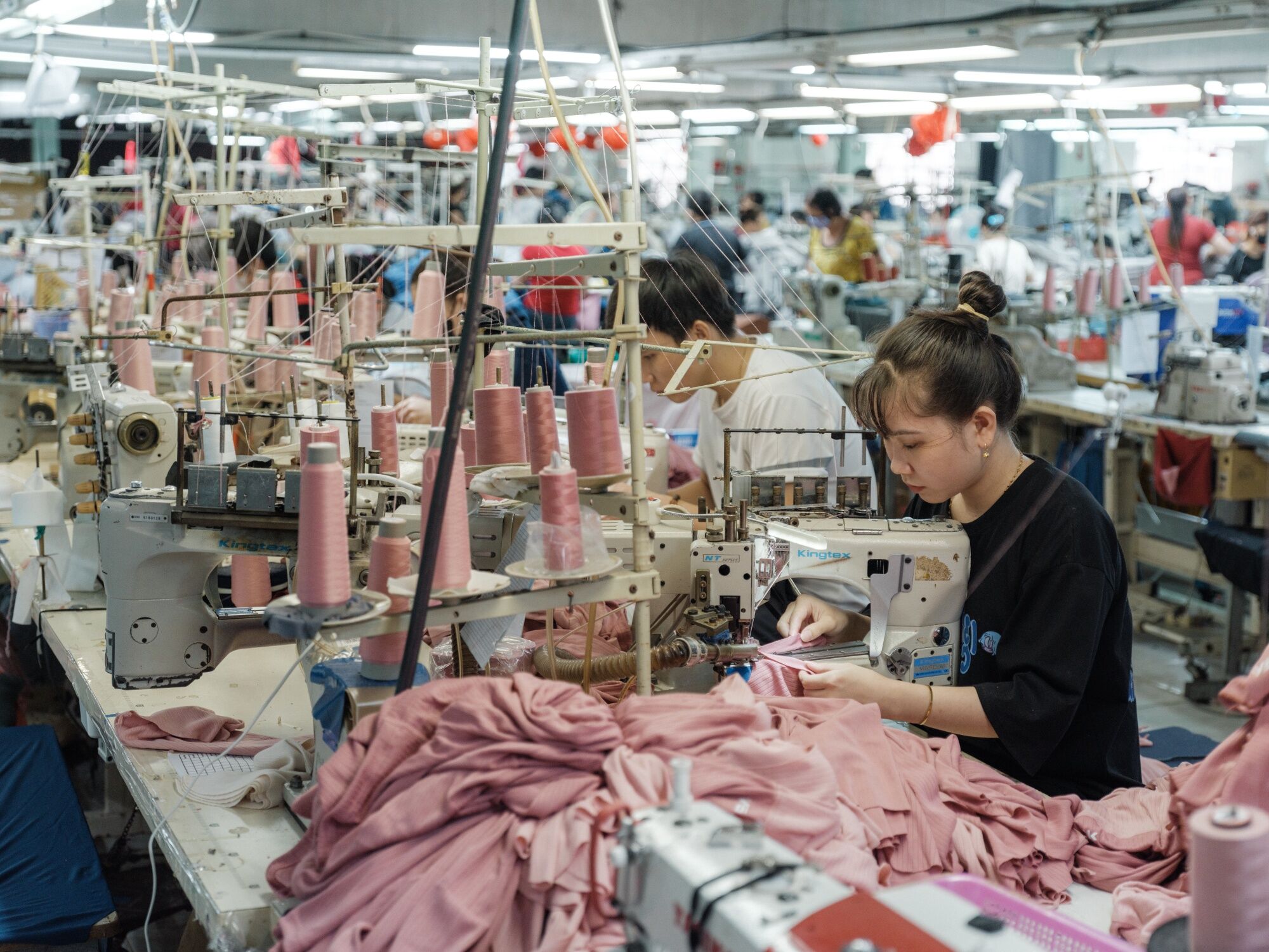 Asia Factory Outlook at Lowest Since Pandemic on Trump Tariffs