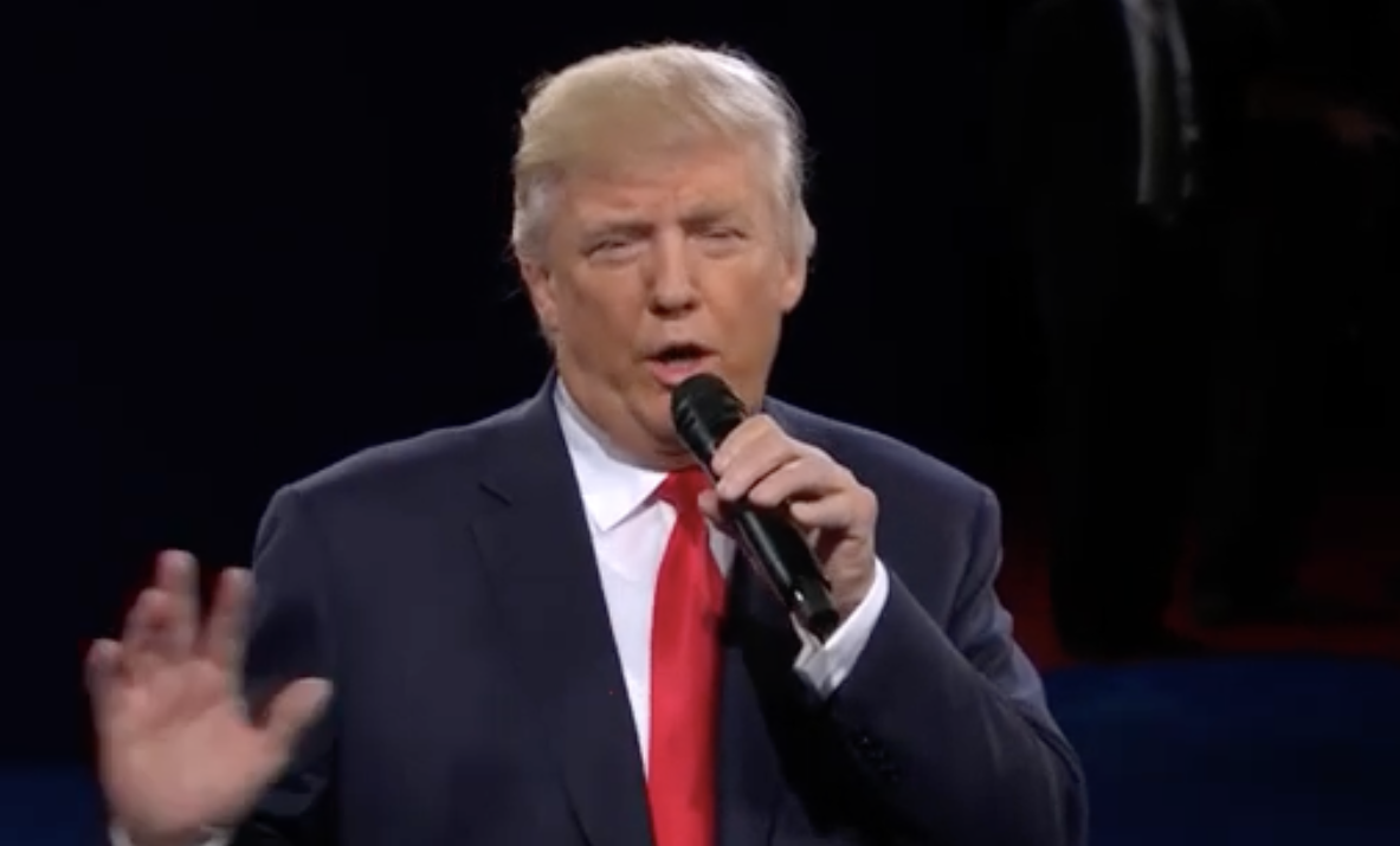 ‘I’m A Gentleman’: Donald Trump’s Tone Deaf Remark To Hillary Clinton ...