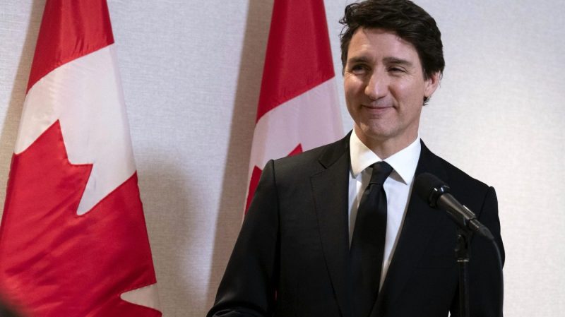 Justin Trudeau seen at Katy Perry concert in Montreal as romance rumors ...