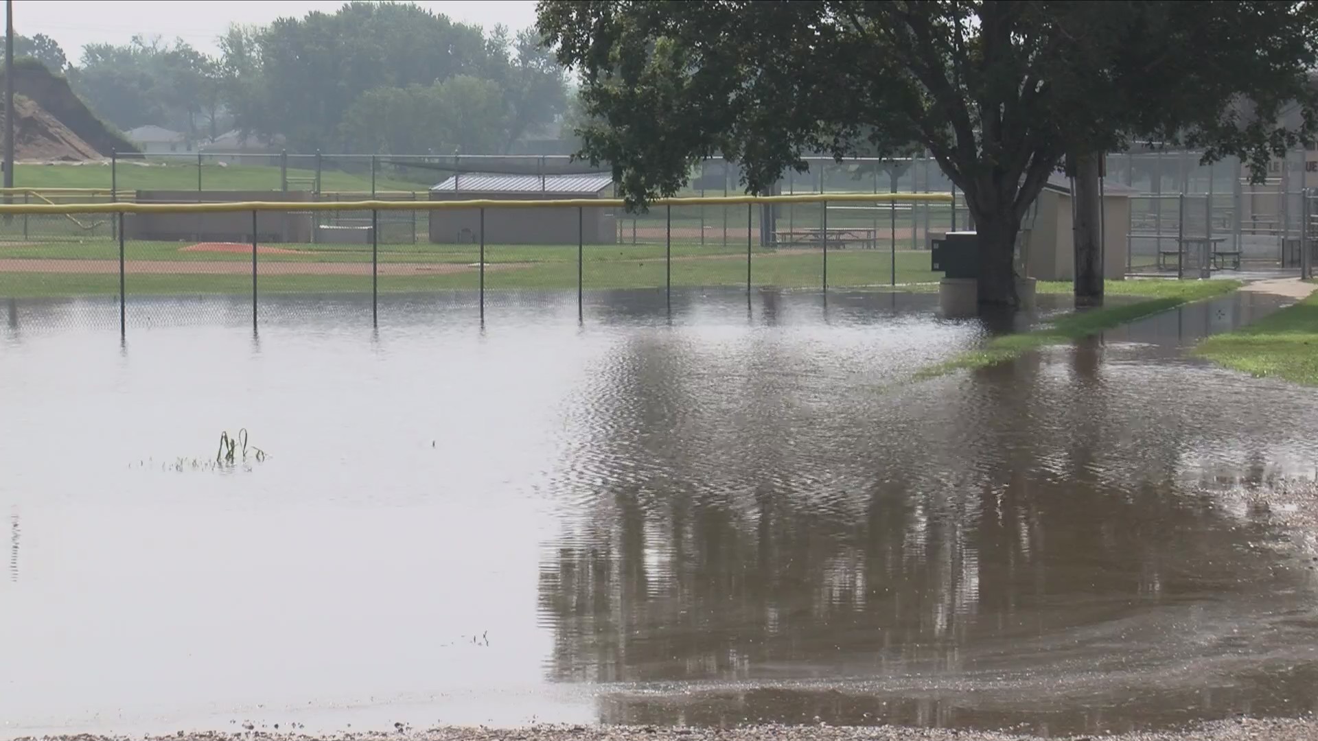 Heavy Rain Causing Floyd River to Overflow