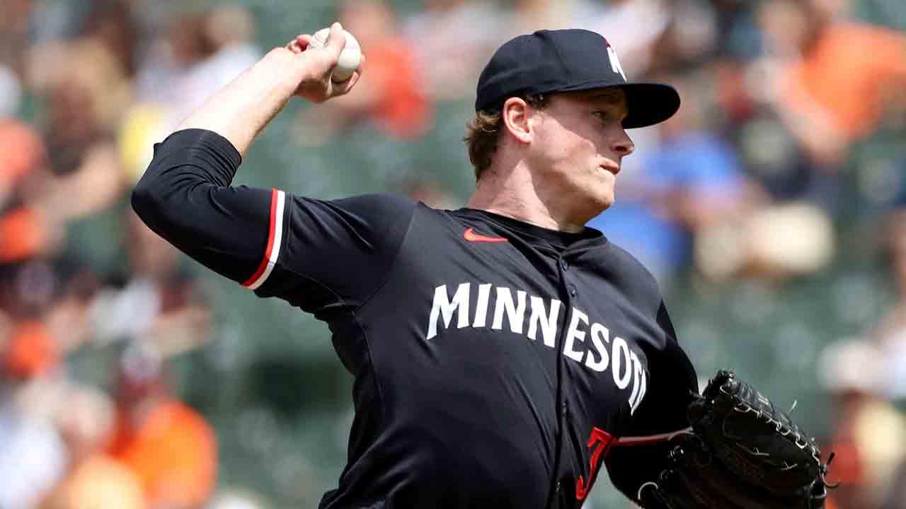 Blue Jays acquire Varland, France from Twins for Rojas, Roden