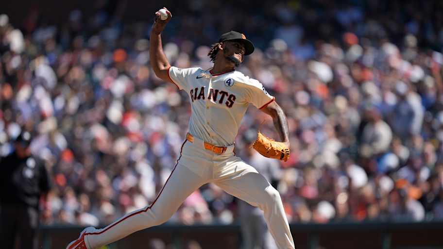 SF Giants get underwhelming return in Camilo Doval trade with Yankees