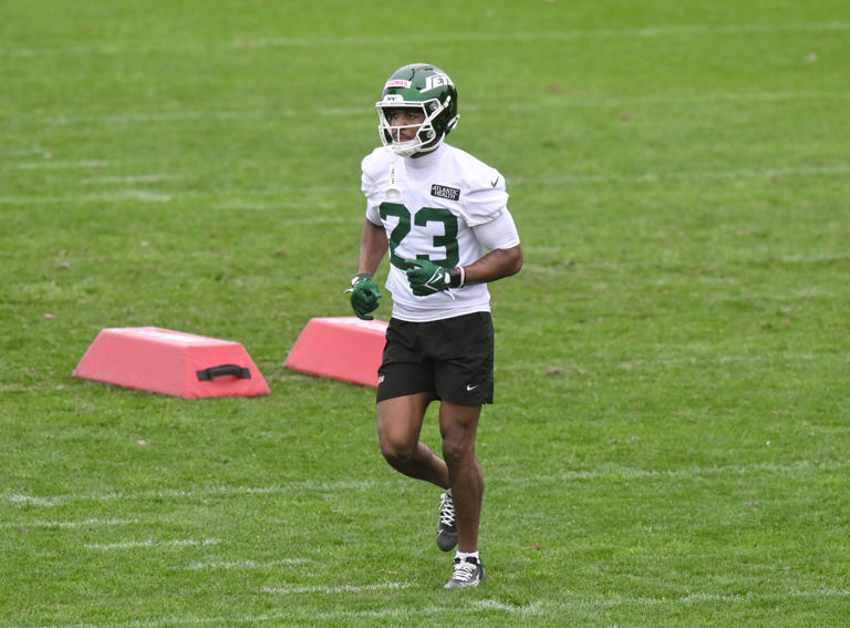 Jets rookie CB Azareye'h Thomas is making plays at training camp