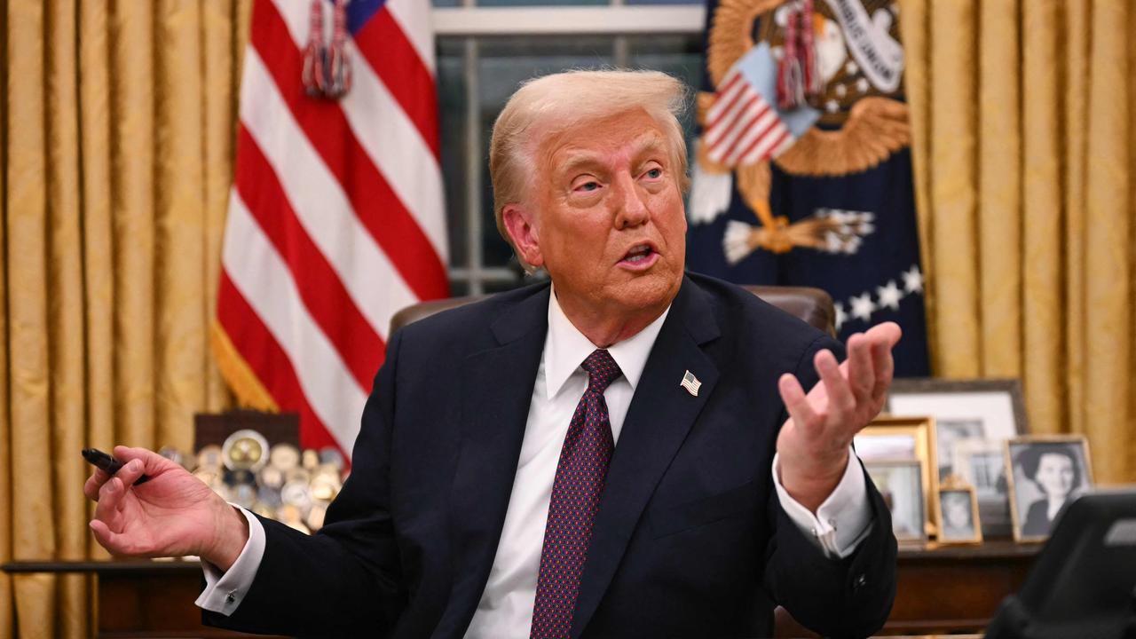 Trump bombshell smashes ASX, banks slump