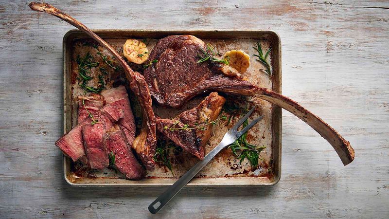 12 Facts You Need To Know About Tomahawk Steaks According To A Chef