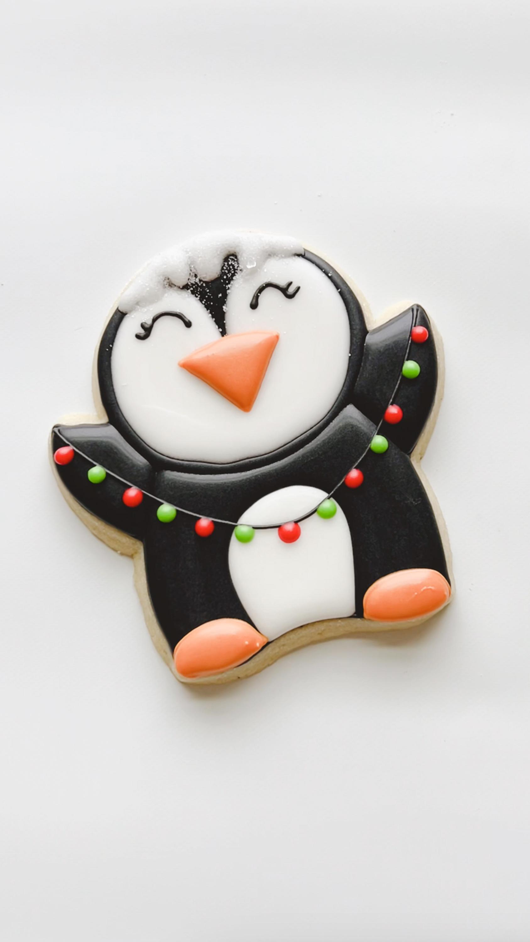 Sugar Cookie Decorating: Penguin