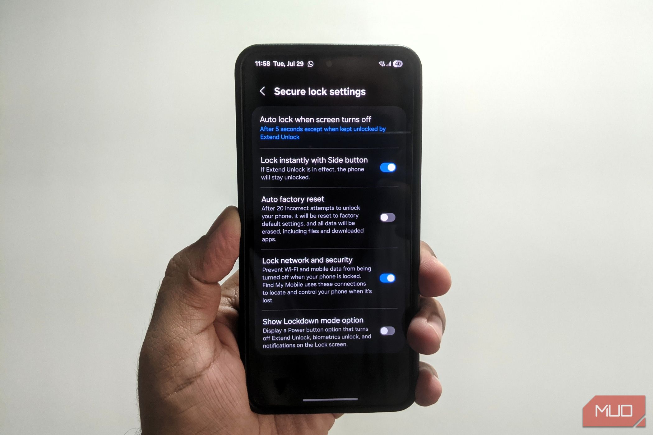 Your Android Phone's Lock Screen Is a Hacker's Dream: Fix These 9 ...