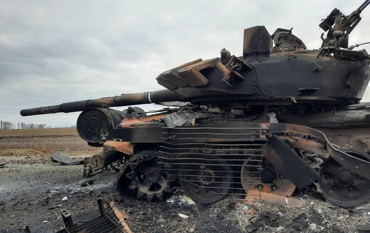 Russia's losses in Ukraine as of August 1: +940 troops and 33 artillery ...