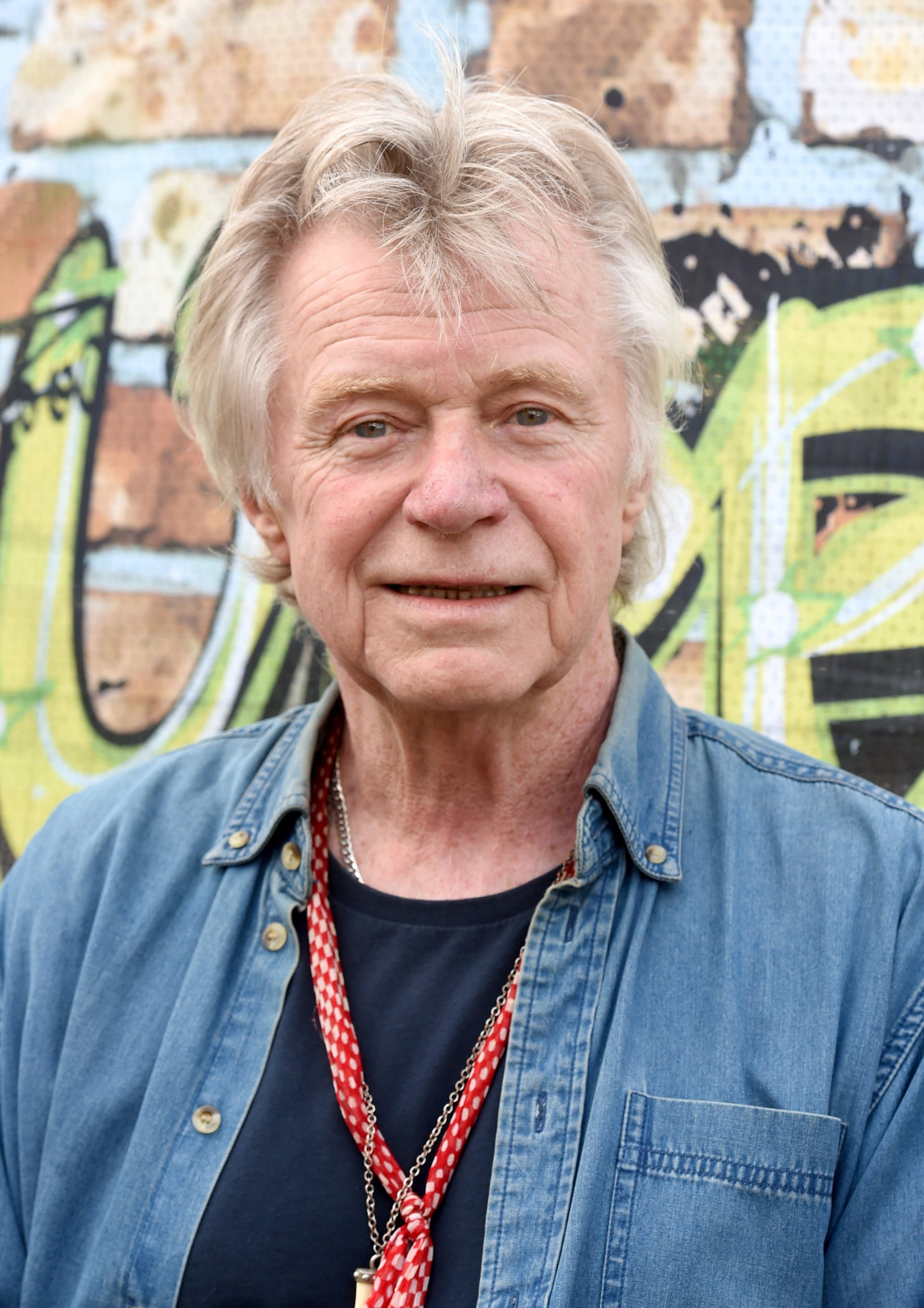 Rock legend Dave Edmunds update after cardiac arrest