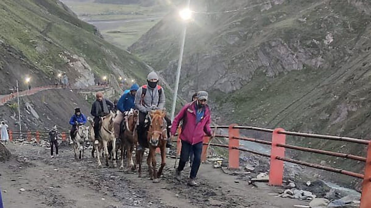 Fourth Batch Of Baba Budha Amarnath Yatra Devotees Reaches J&K's Poonch